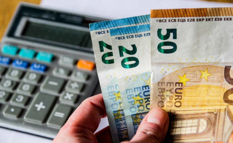 Euró Magyar Állampapír (EMÁP) 2025: jobb, mint a PEMÁP? - money.hu